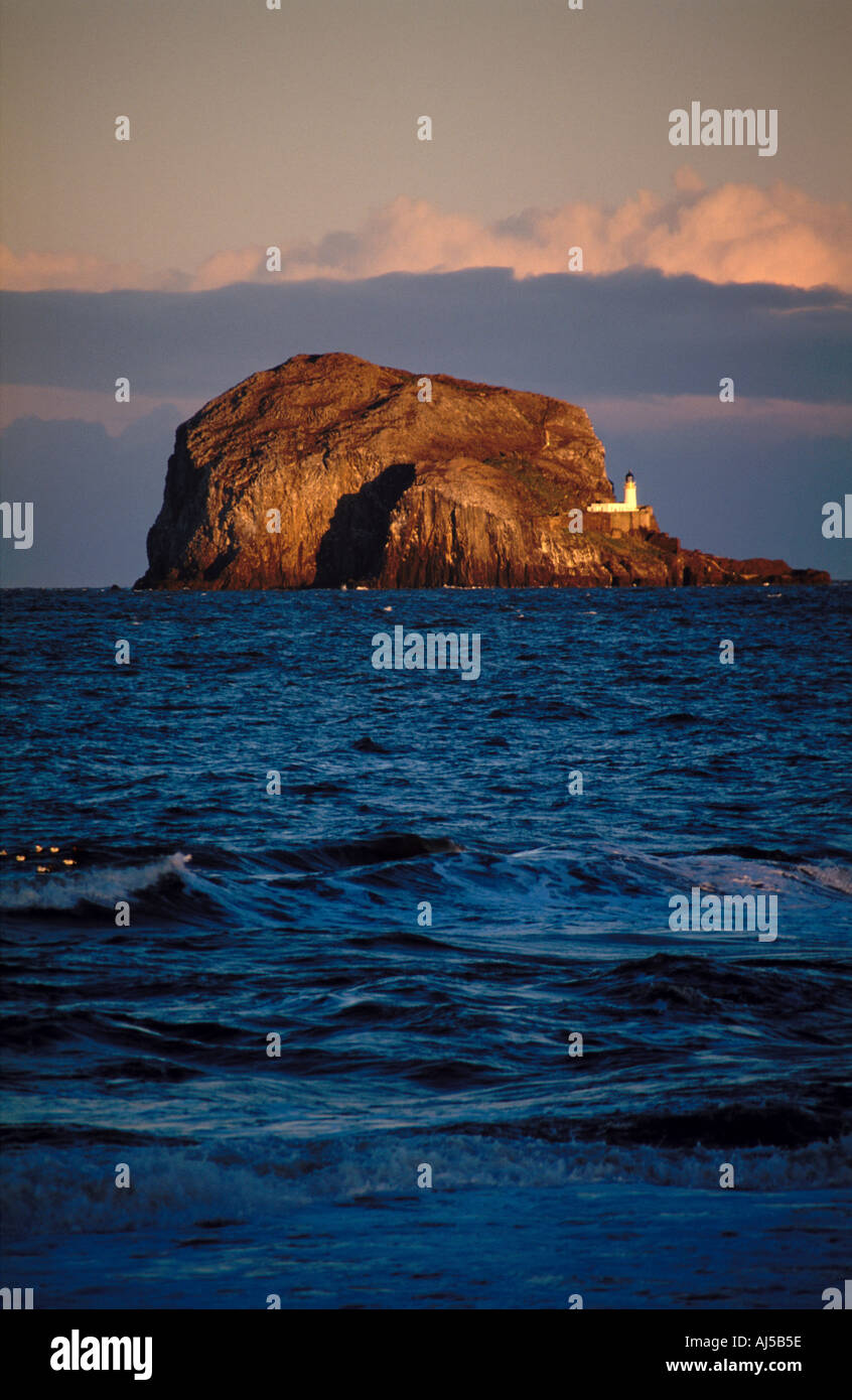 Bass rock scotland sunset hi-res stock photography and images - Alamy