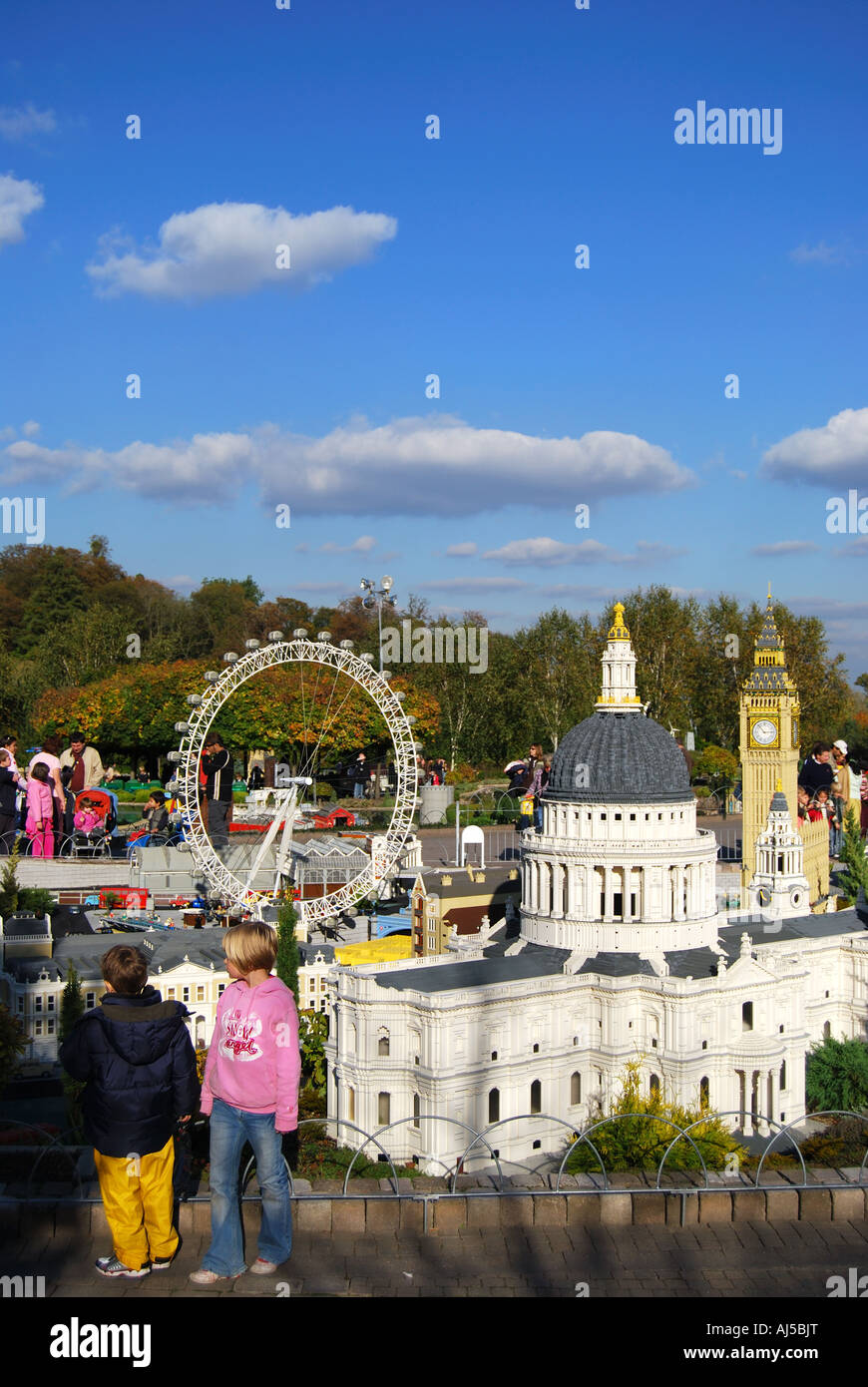 Big ben lego model hi-res stock photography and images - Alamy