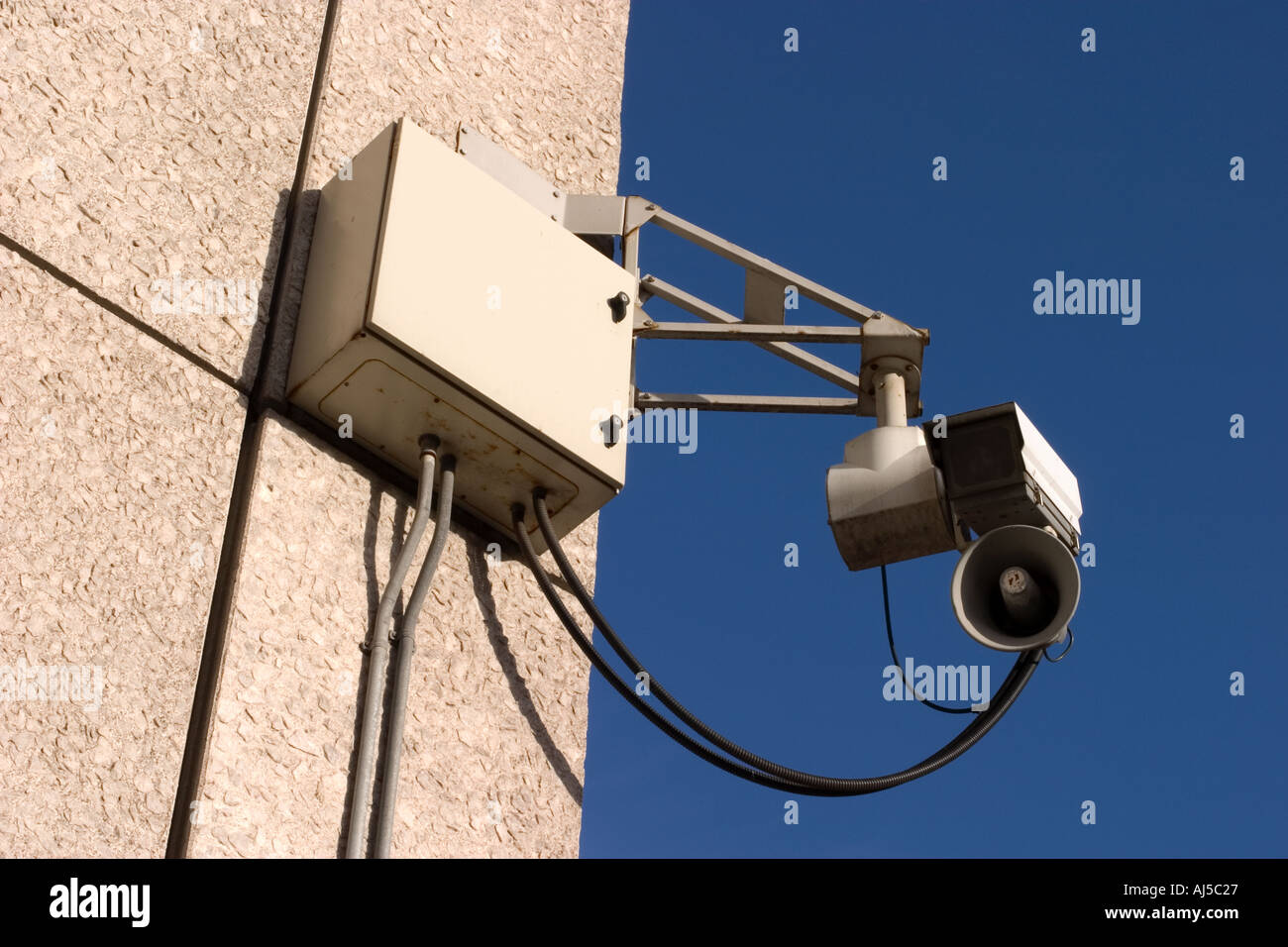 Closed circuit television camera Stock Photo - Alamy