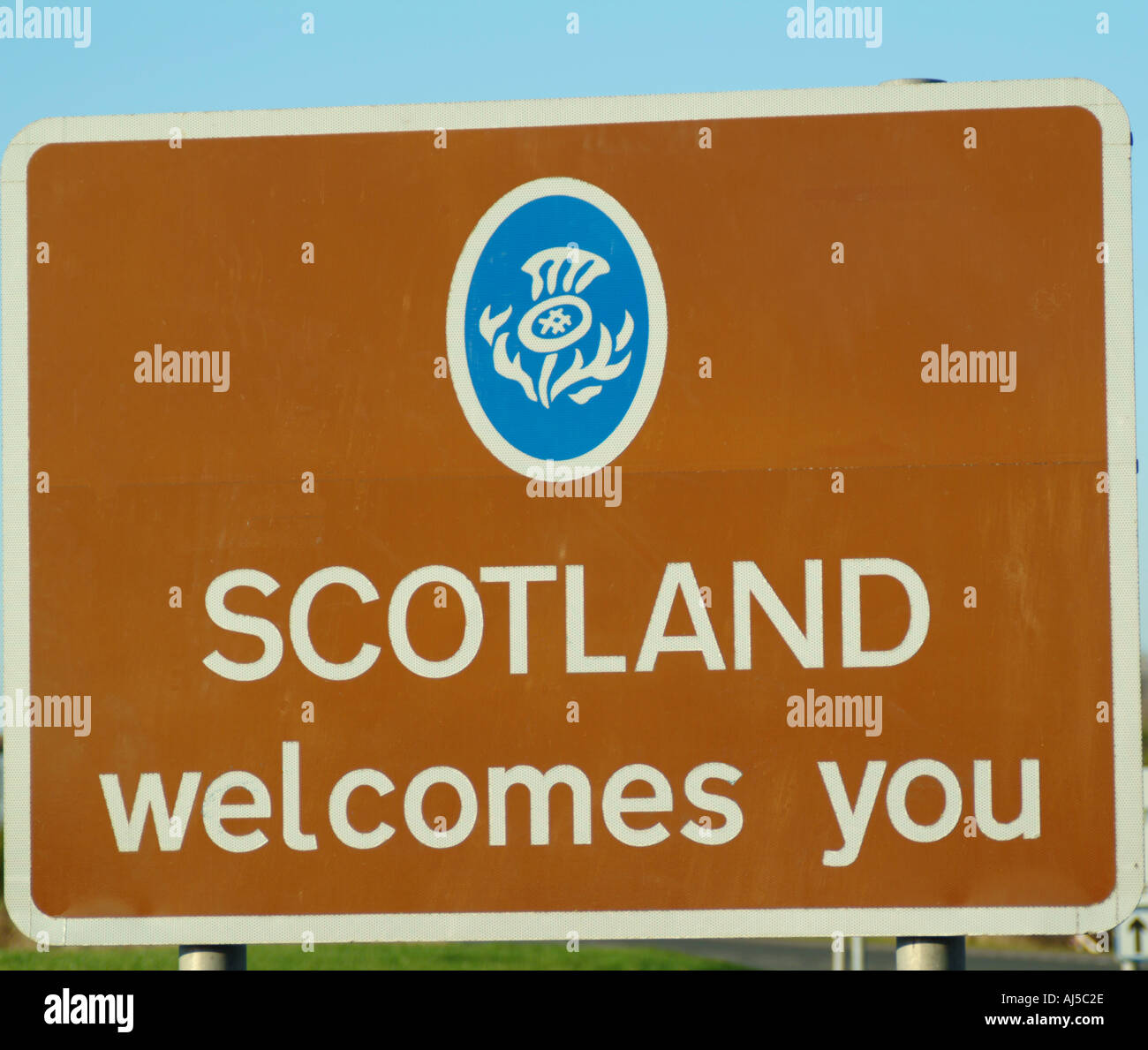 Scotland welcomes you Stock Photo - Alamy