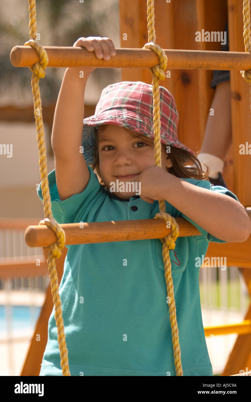 Girls play on rope climbing hi-res stock photography and images - Alamy