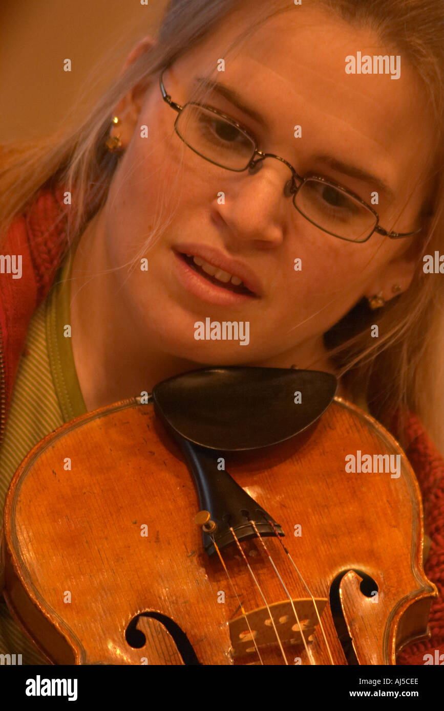 Violin Players Female