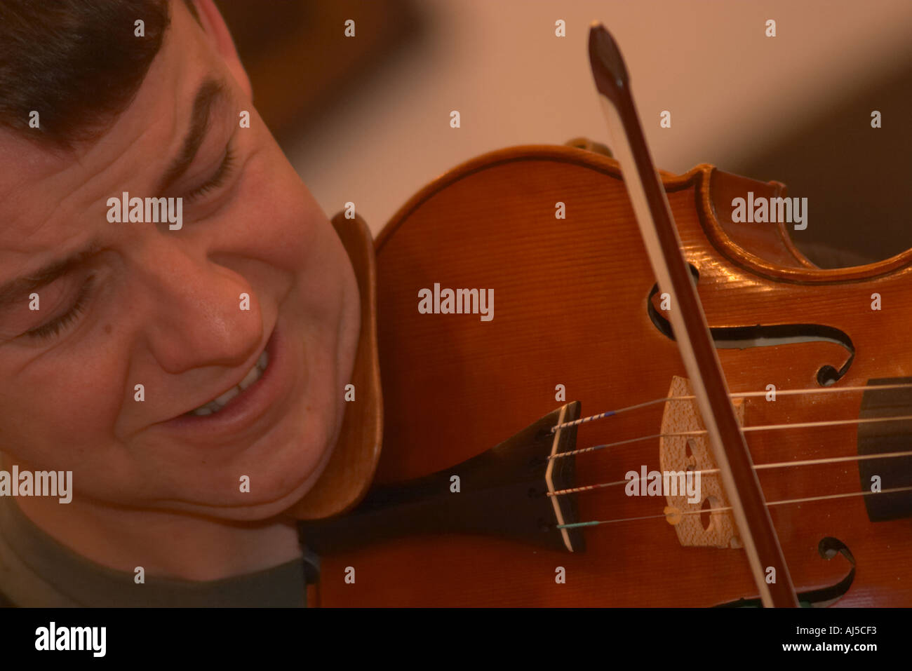Playing viola hi-res stock photography and images - Alamy