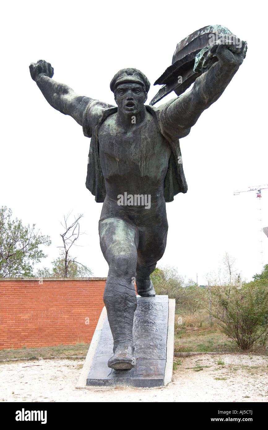 Communist propaganda statue hi-res stock photography and images - Alamy