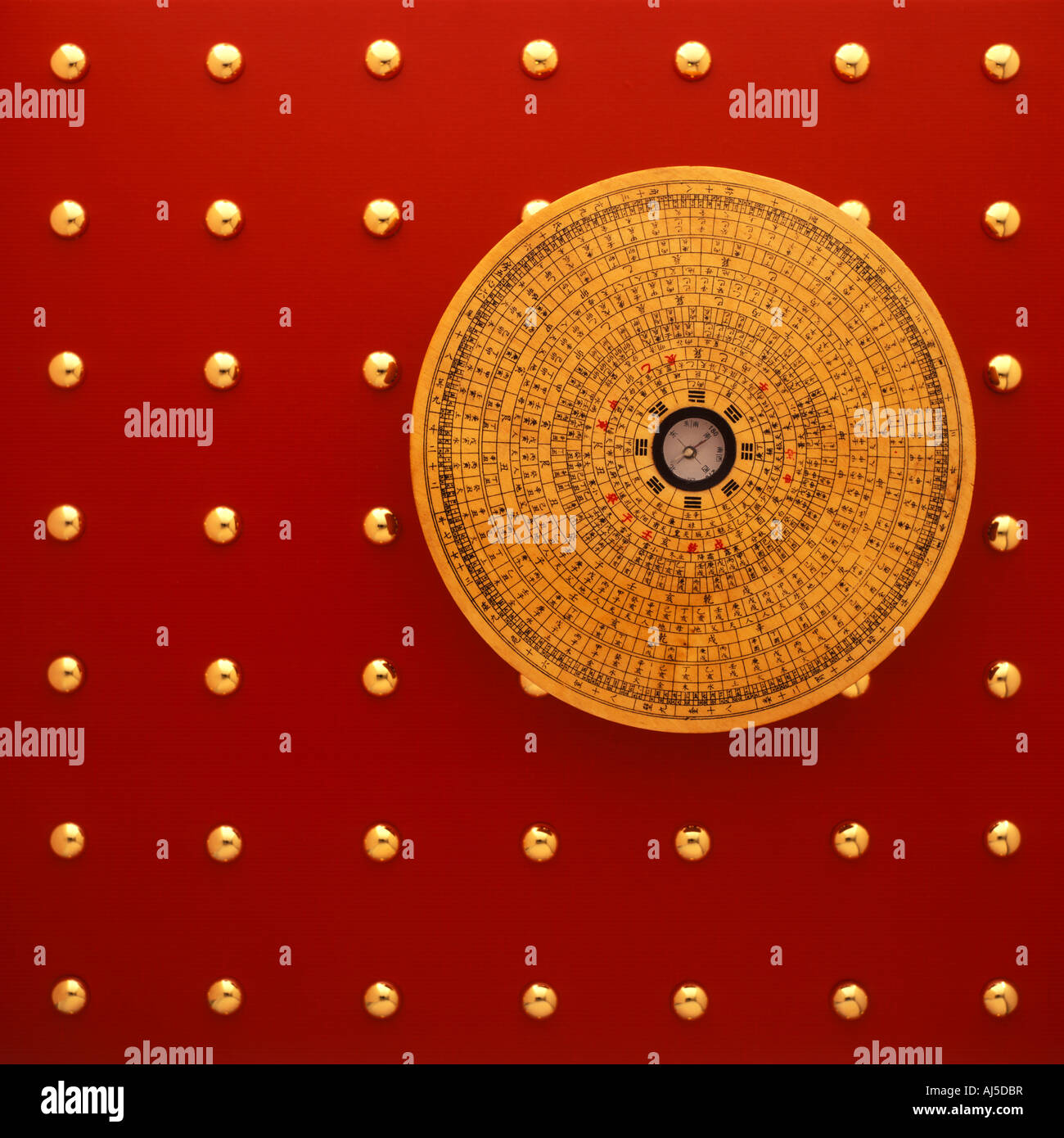 Feng shui circle hi-res stock photography and images - Alamy