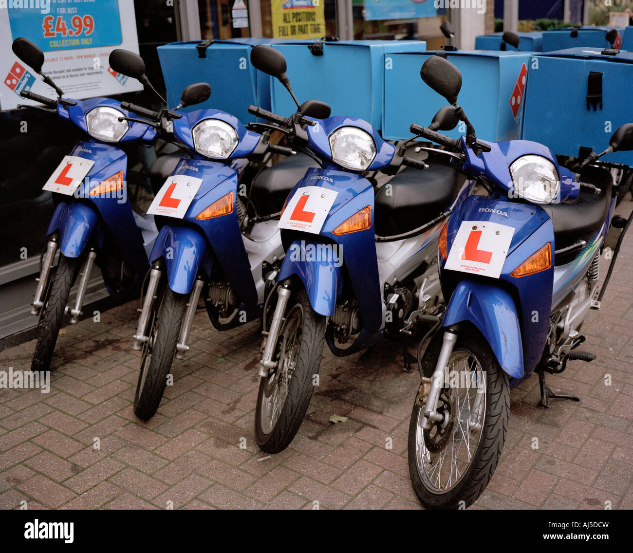 Delivery bikes hi-res stock photography and images - Alamy