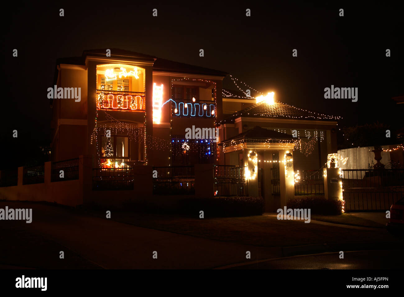 House lit up with christmas light decorations in Brisbane Queensland ...