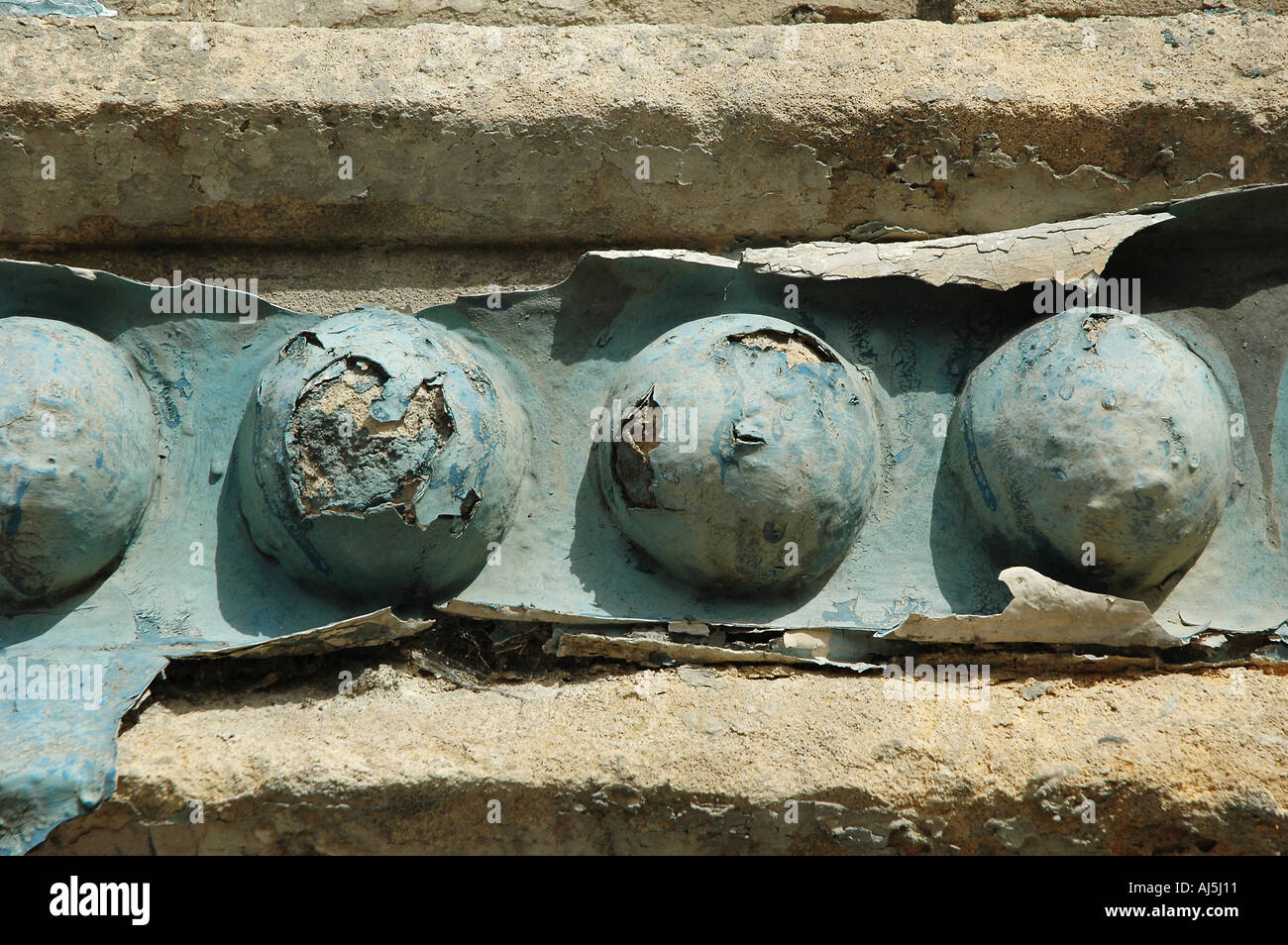 detail of crumbling ornamental plaster Stock Photo - Alamy