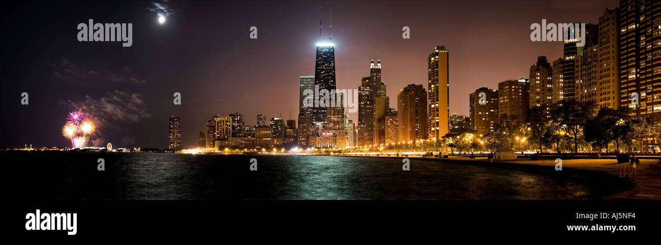 Chicago skyline with fireworks hi-res stock photography and images - Alamy