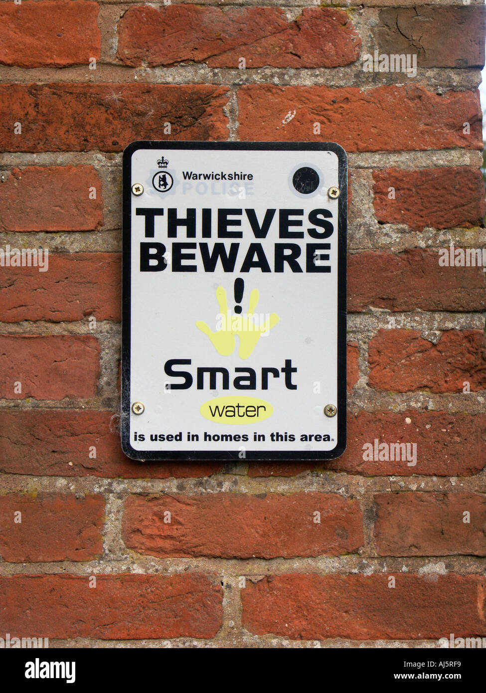 Thieves beware warning sign smartwater hi-res stock photography and ...