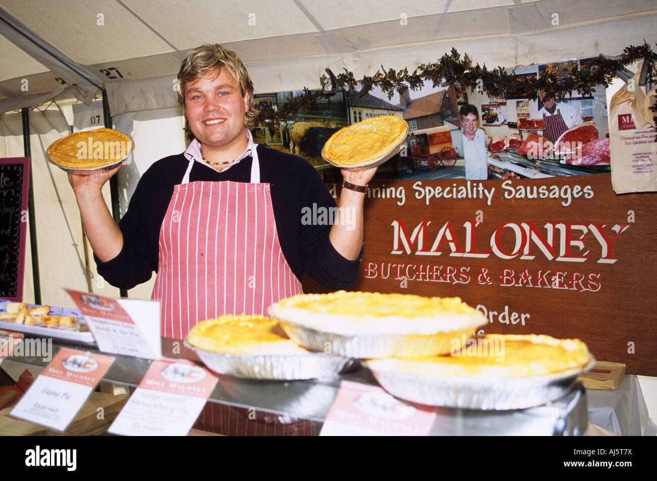 Pies selling hi-res stock photography and images - Alamy