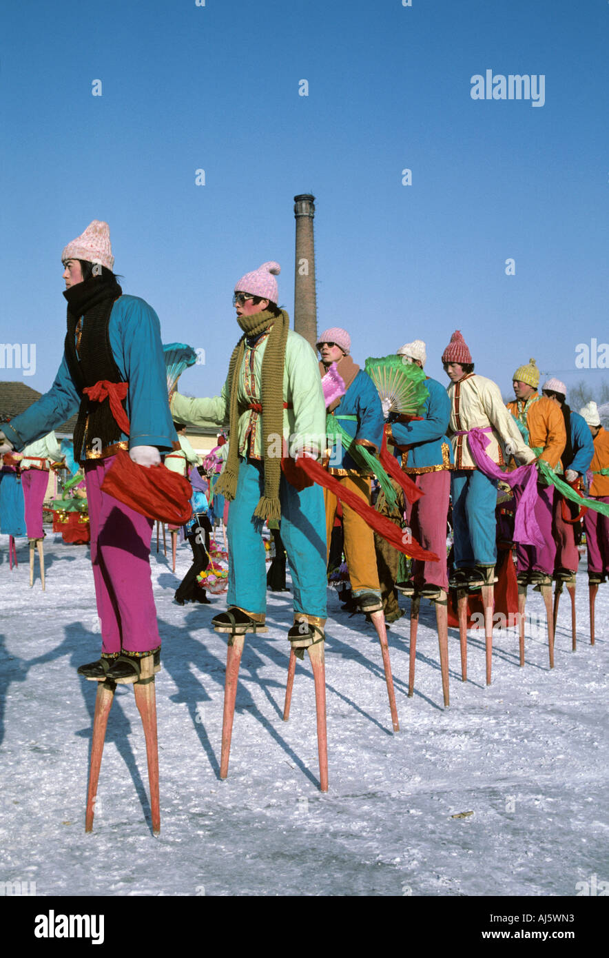 Stilt dancing in China Chinese New Year Stock Photo - Alamy