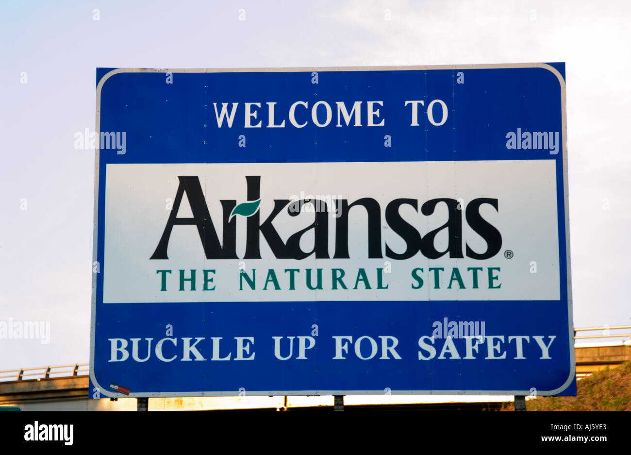 Welcome to Arkansas sign along a highway in the USA, marking the state ...