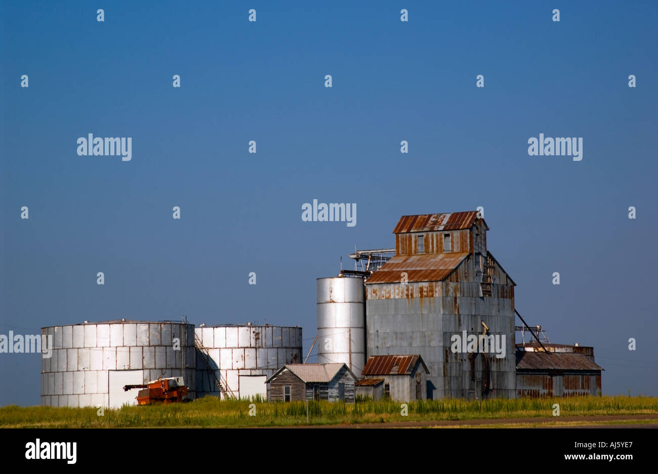 Pit for storing grain hi-res stock photography and images - Alamy