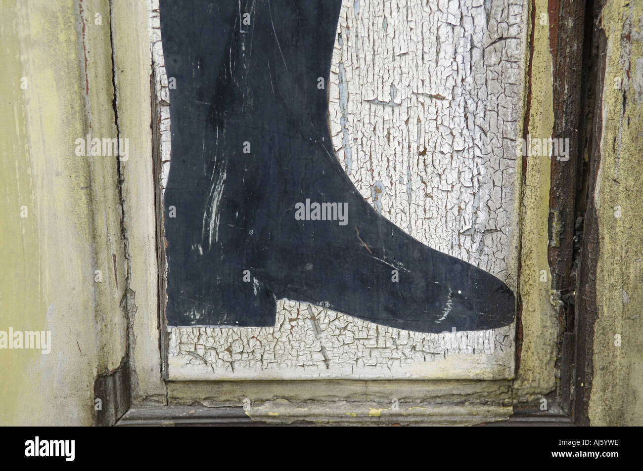 shoe shop design boot shoe retro old fashioned closed fifties paint ...