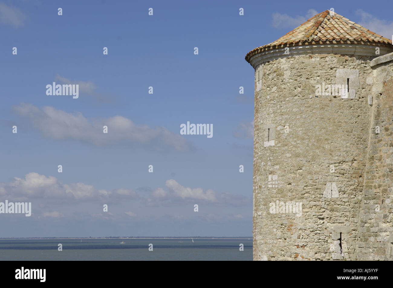 castle turret building architecture fort fortress fortification hsitory ...