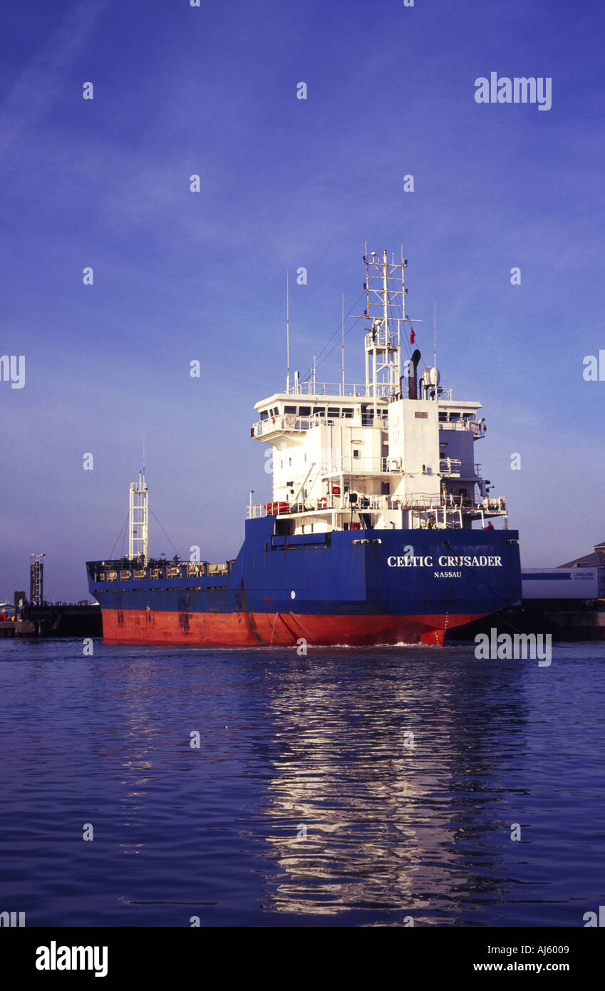 Poole dockside hi-res stock photography and images - Alamy