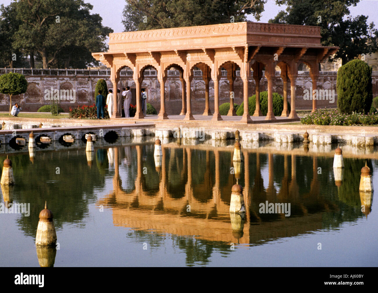 Shalimar gardens lahore hi-res stock photography and images - Alamy