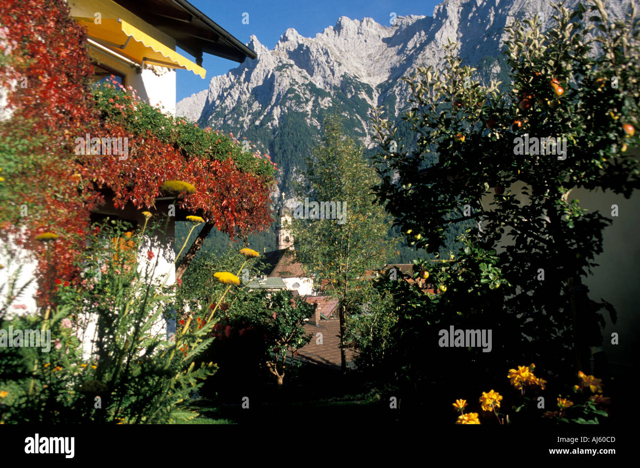 Mittenwald karwendel mountains hi-res stock photography and images - Alamy