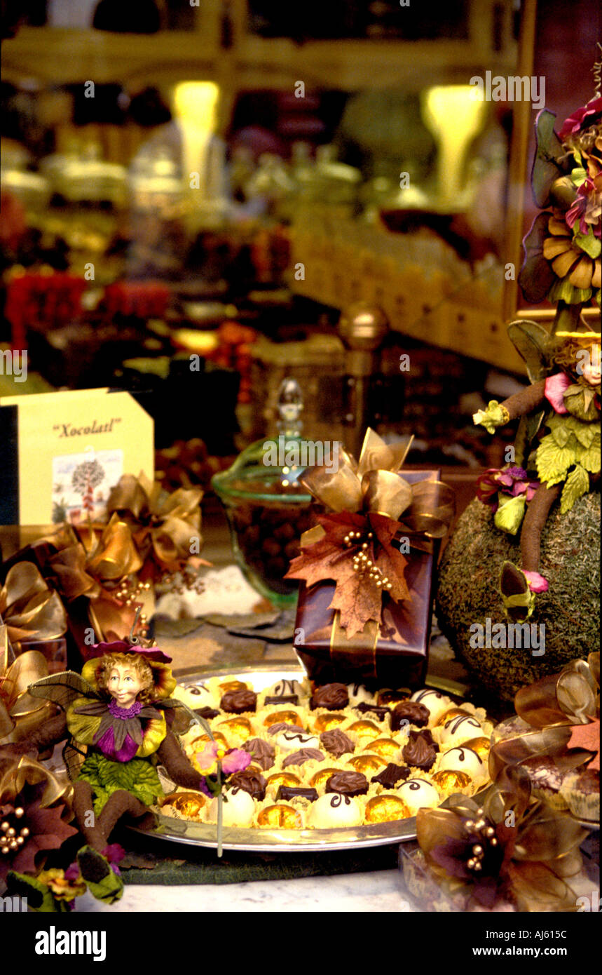 Chocolate shop window display Brussels Belgium Stock Photo - Alamy