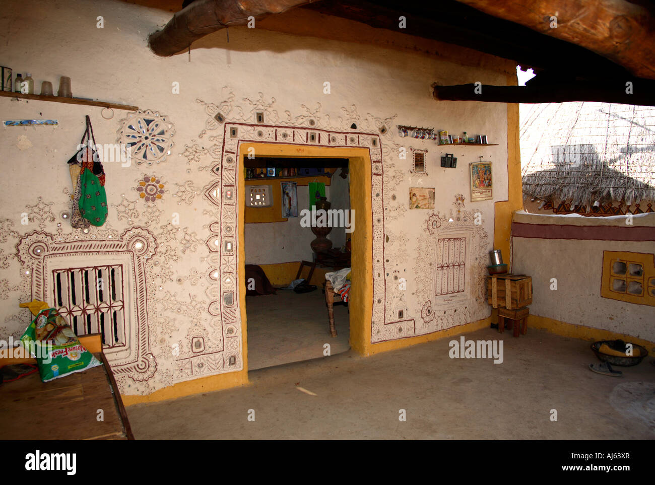 Intricate wall designs on house exterior in Ludia Village, nr Khavda ...