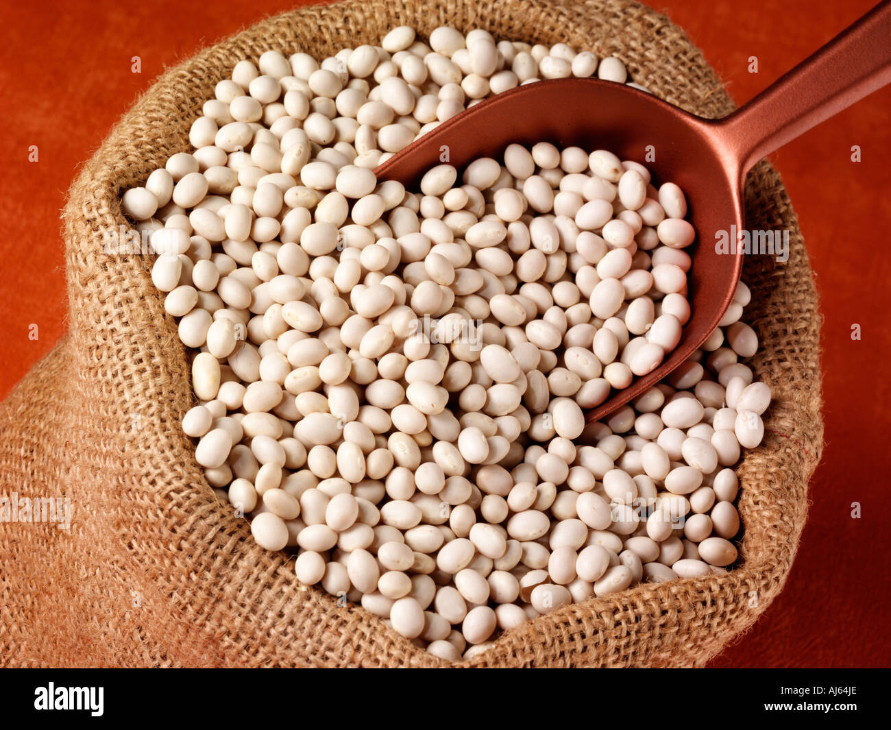 SACK OF HARICOT BEANS Stock Photo - Alamy