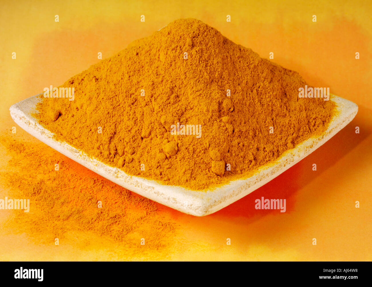 Colouring turmeric hi-res stock photography and images - Alamy