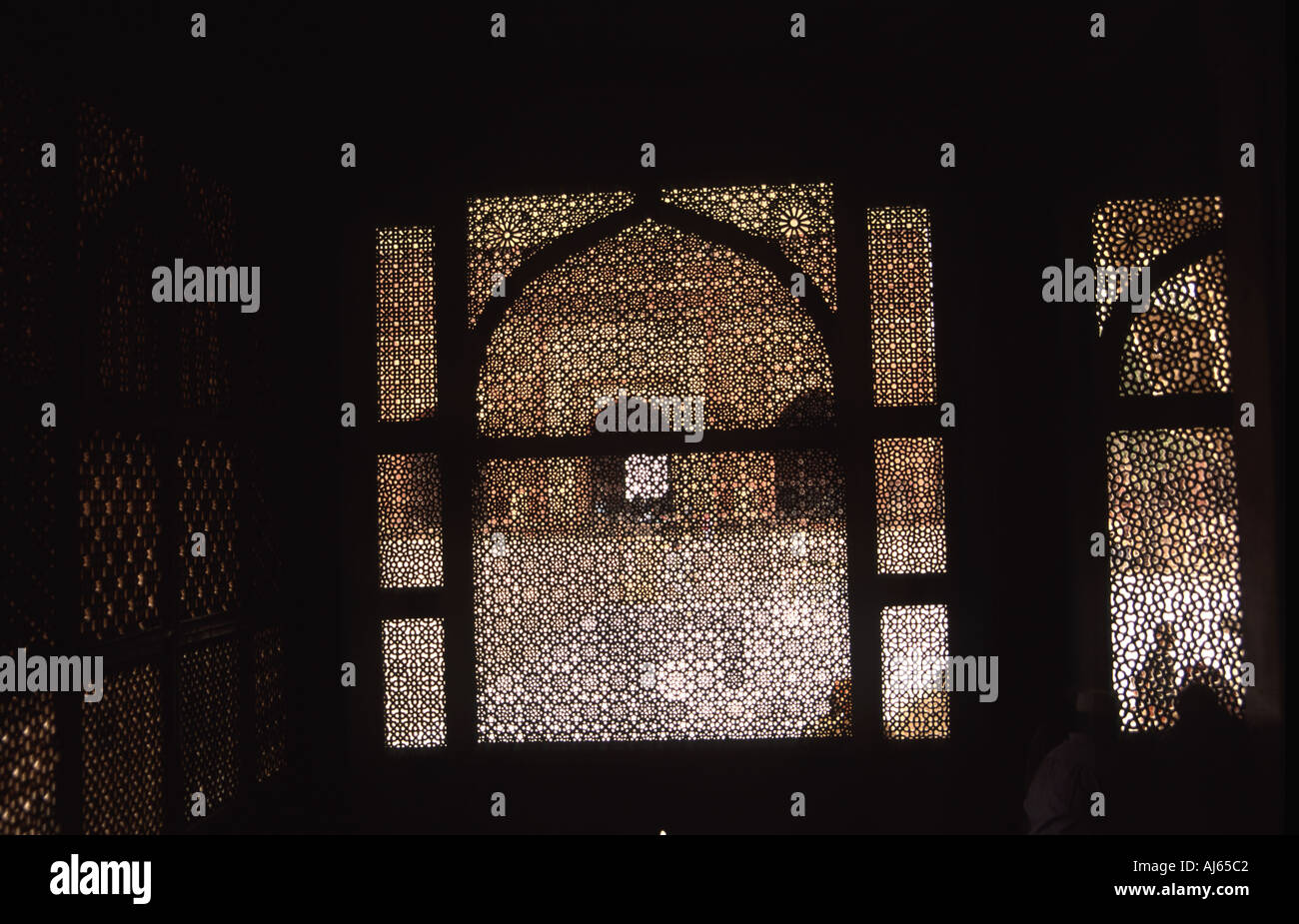 Silhouette Of Indian Window Temple Stock Photo - Alamy