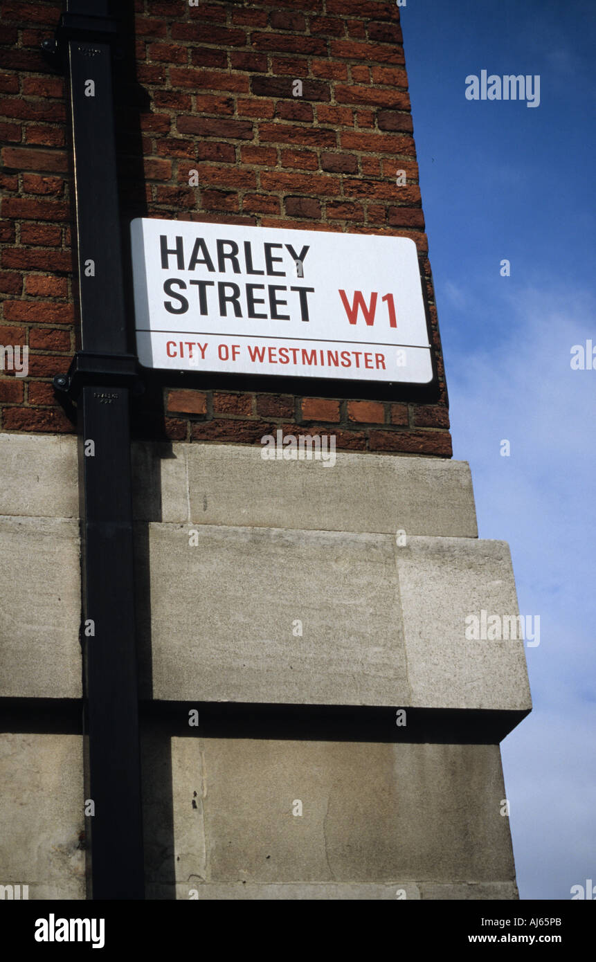 Harley Street Sign London Stock Photo - Alamy