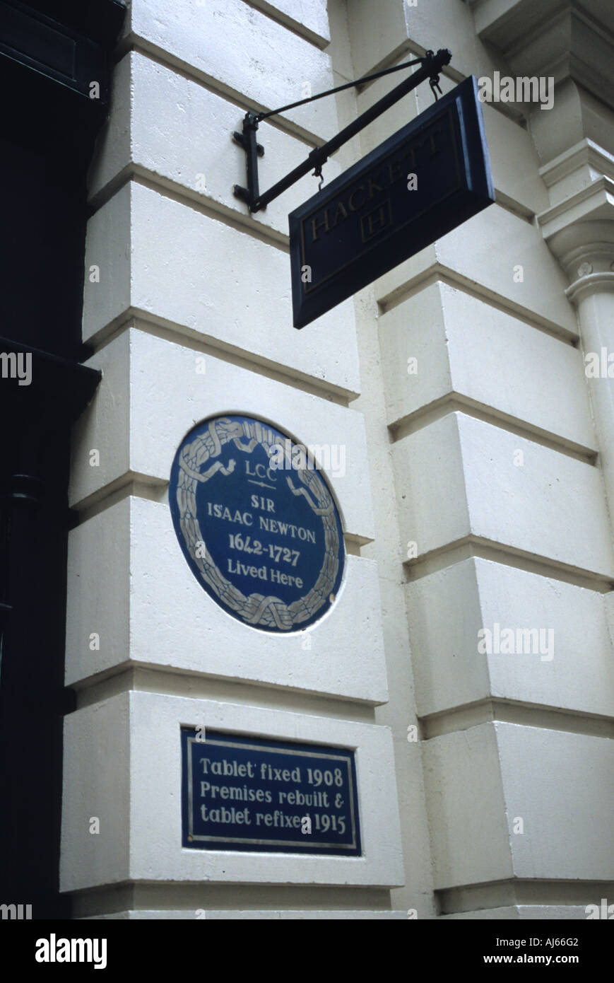 Sir Isaac Newton Home With Blue Plaque London Stock Photo - Alamy