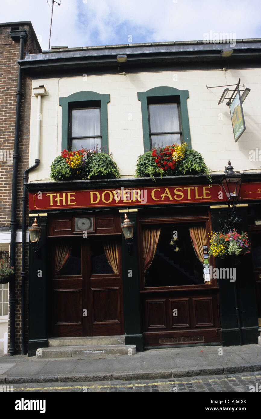 Dover castle pub london hi-res stock photography and images - Alamy