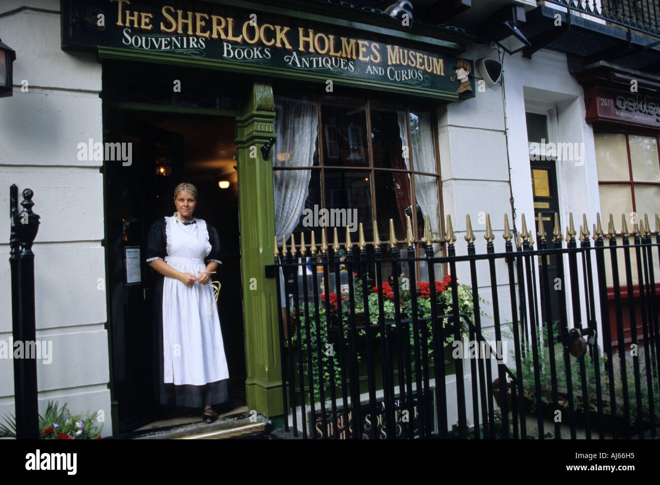 Sherlock Holmes Museum London Stock Photo - Alamy