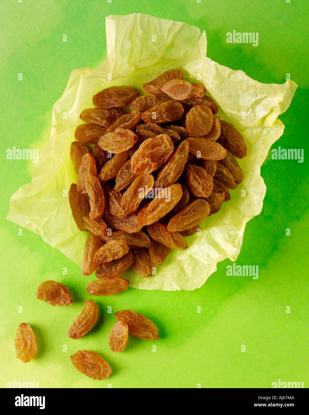 Green raisins hi-res stock photography and images - Alamy