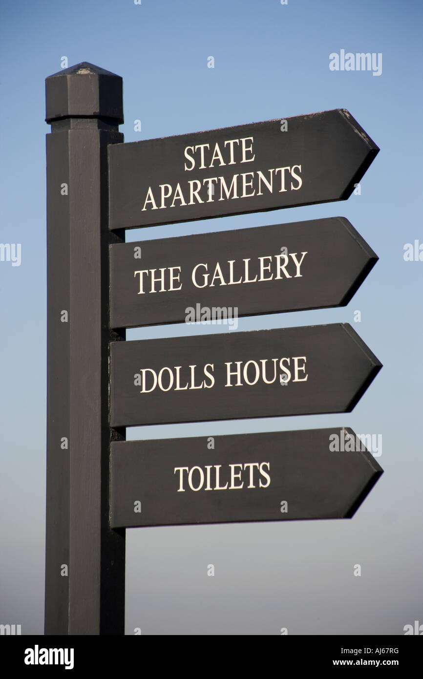 Sign Post Windsor Castle Windsor England UK Stock Photo - Alamy