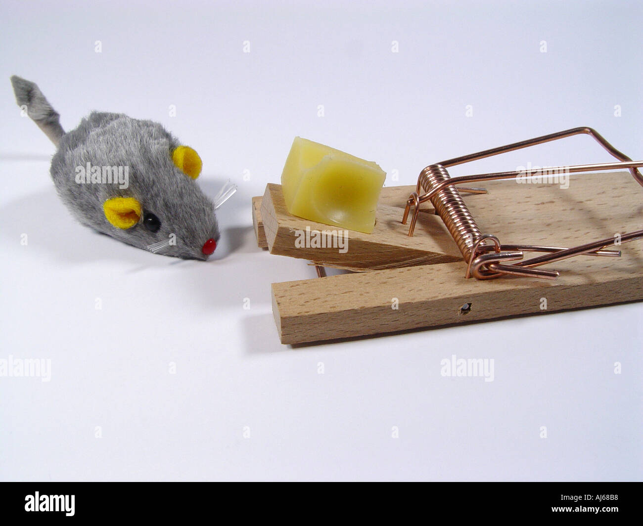 Mouse in the mousetrap symbol for into the trap go Losing transaction ...