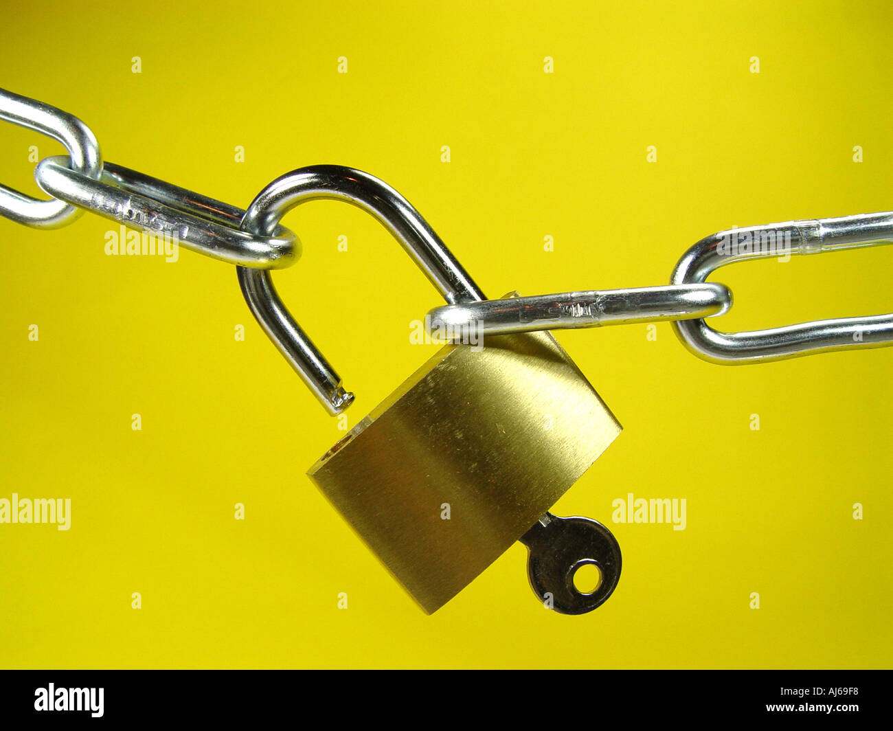 Chain with lock Symbol for passwords marriage data security access ...