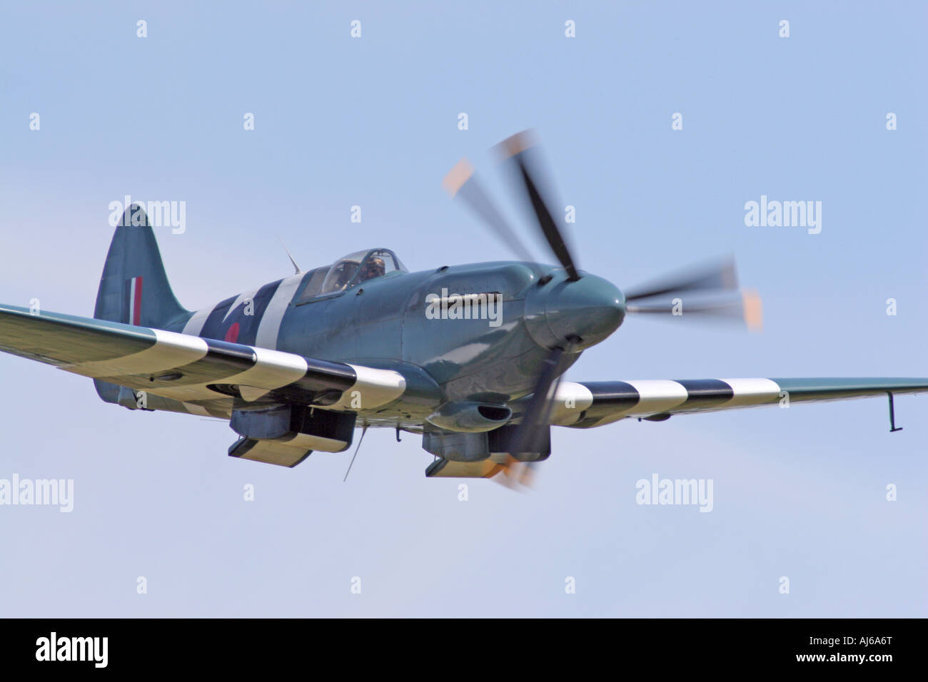 Griffon engined Spitfire with Contra-rotating propellers Duxford ...