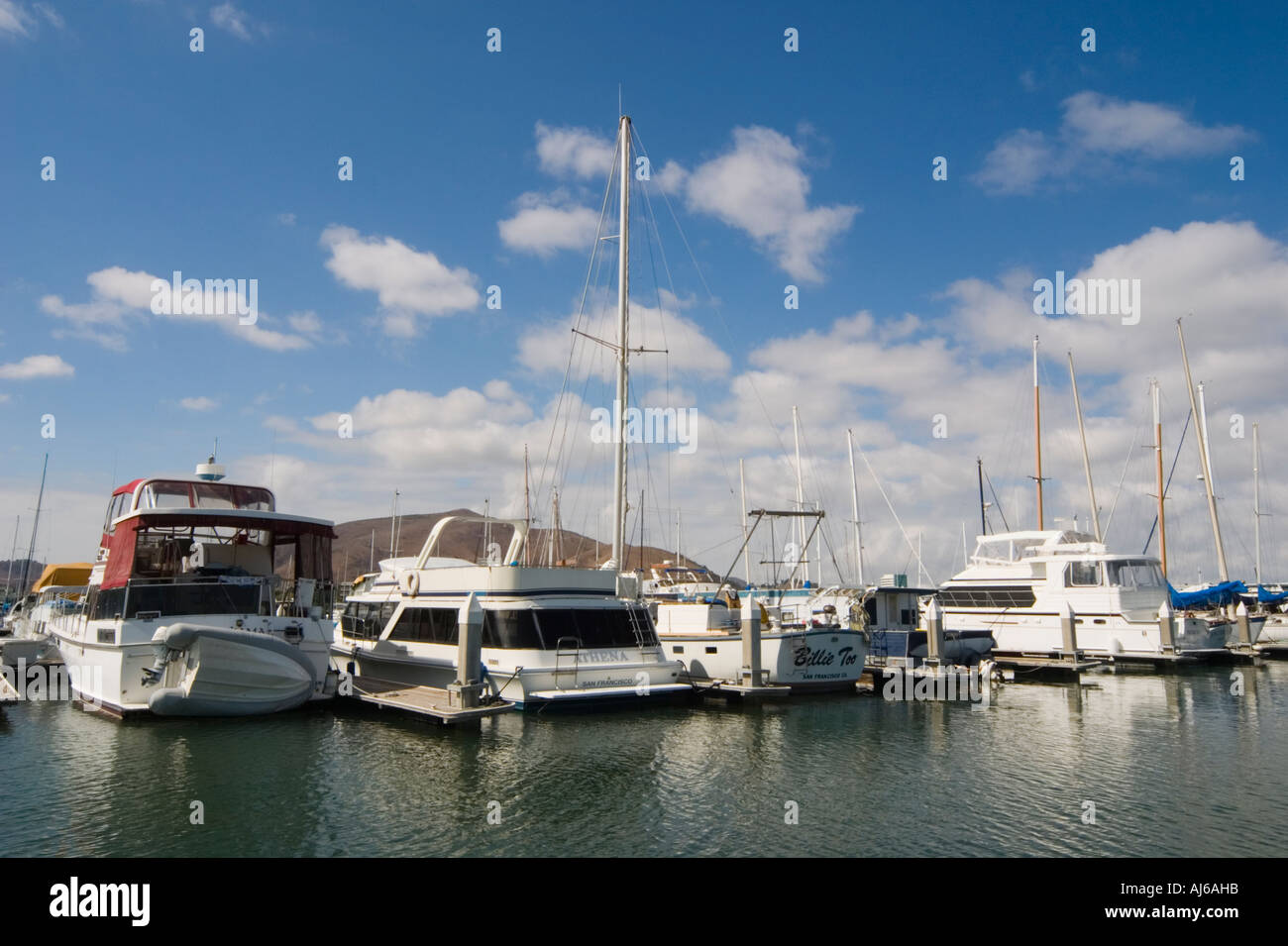 Boats docked at the Oyster Point Marina on the San Francisco Bay South ...