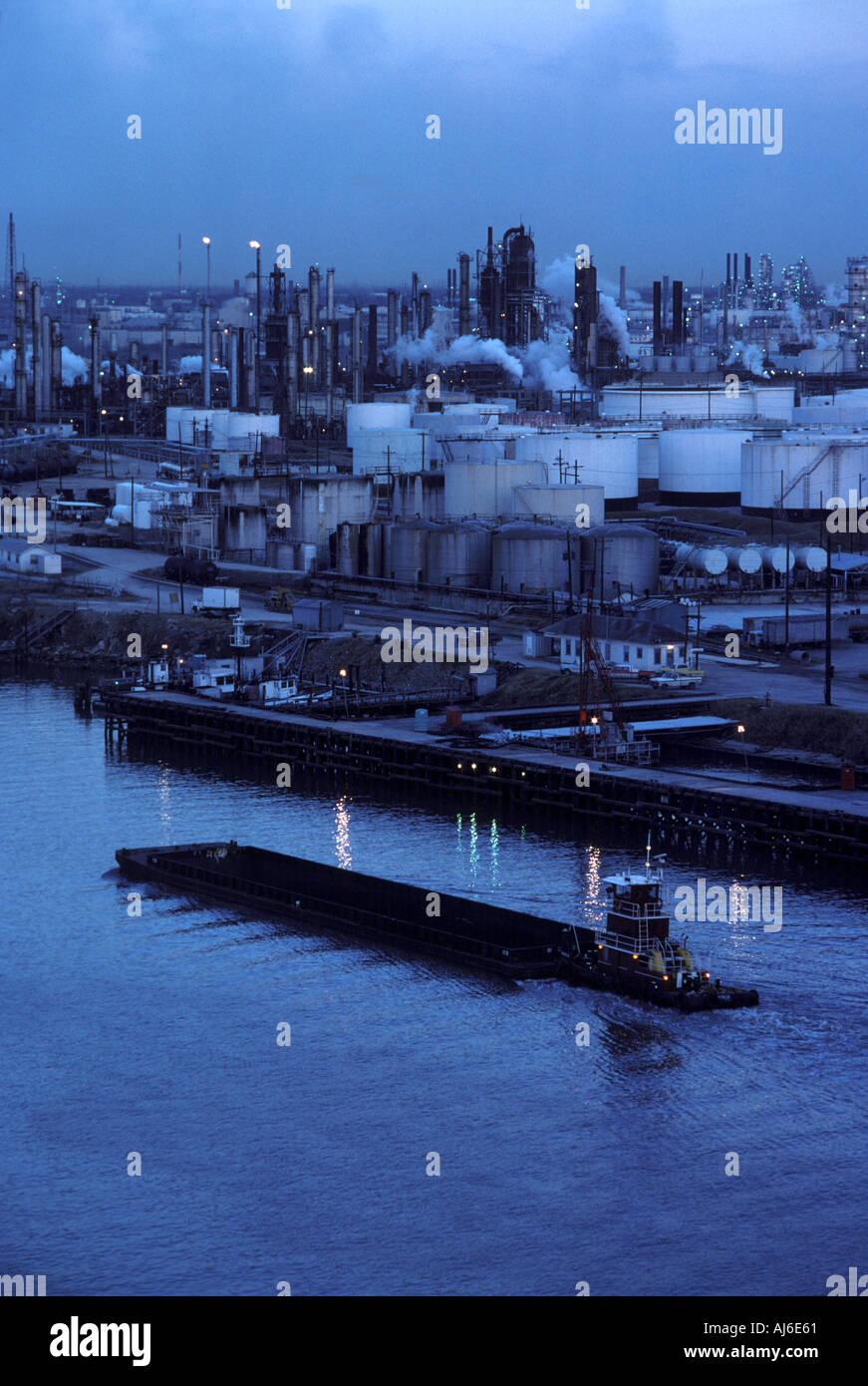 Houston texas oil rig hi-res stock photography and images - Alamy