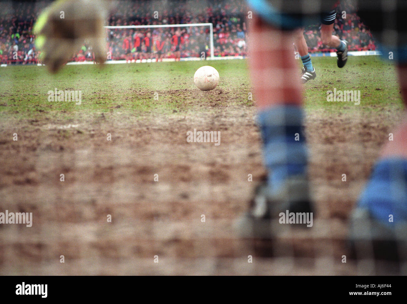 Footy ref hi-res stock photography and images - Alamy