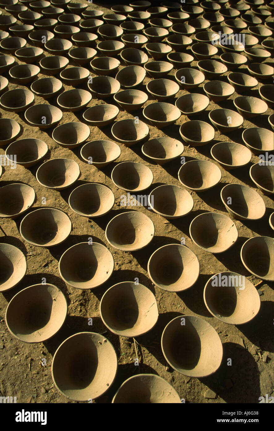 Sun drying clay pots hi-res stock photography and images - Alamy