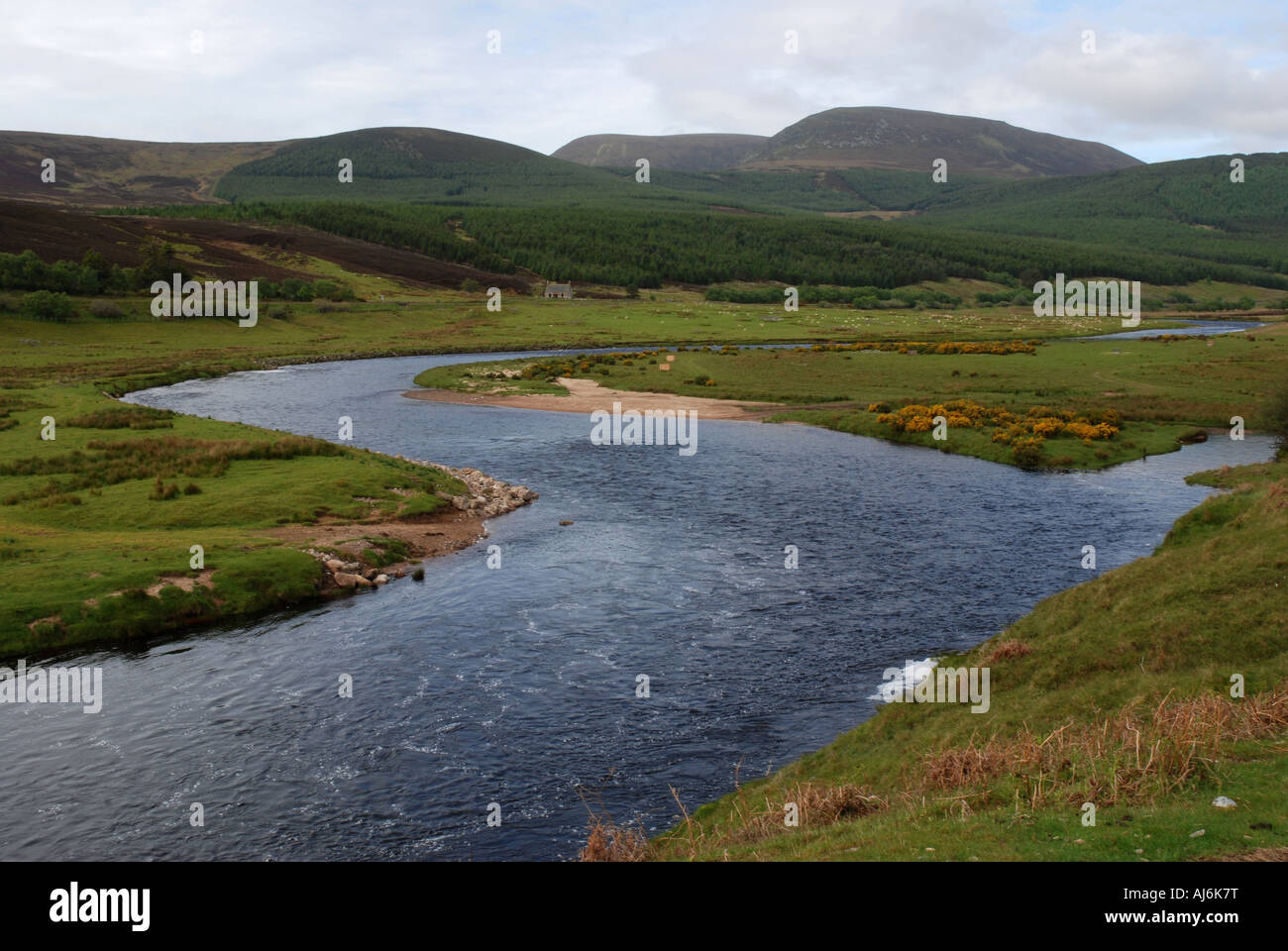 Helmsdale river and Ben Dhorain Highland Scotland Stock Photo - Alamy