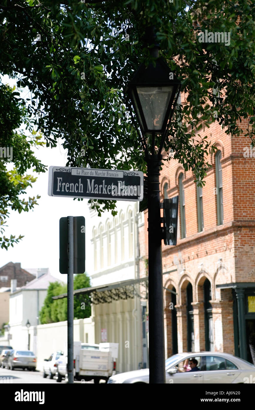 Night new orleans empty street hi-res stock photography and images - Alamy