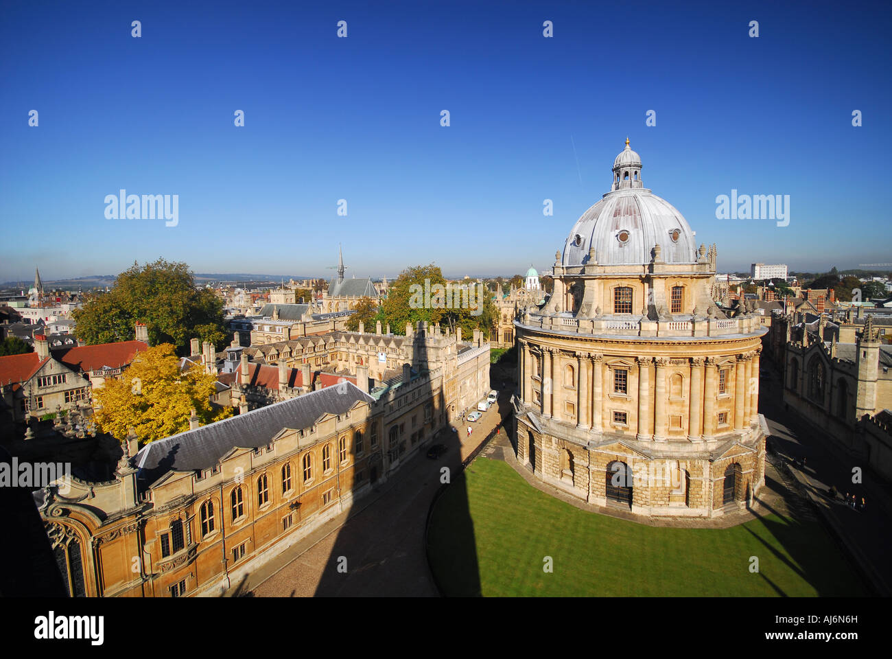 OXFORD The Radcliffe Camera and Brasenose College on Radcliffe Square ...
