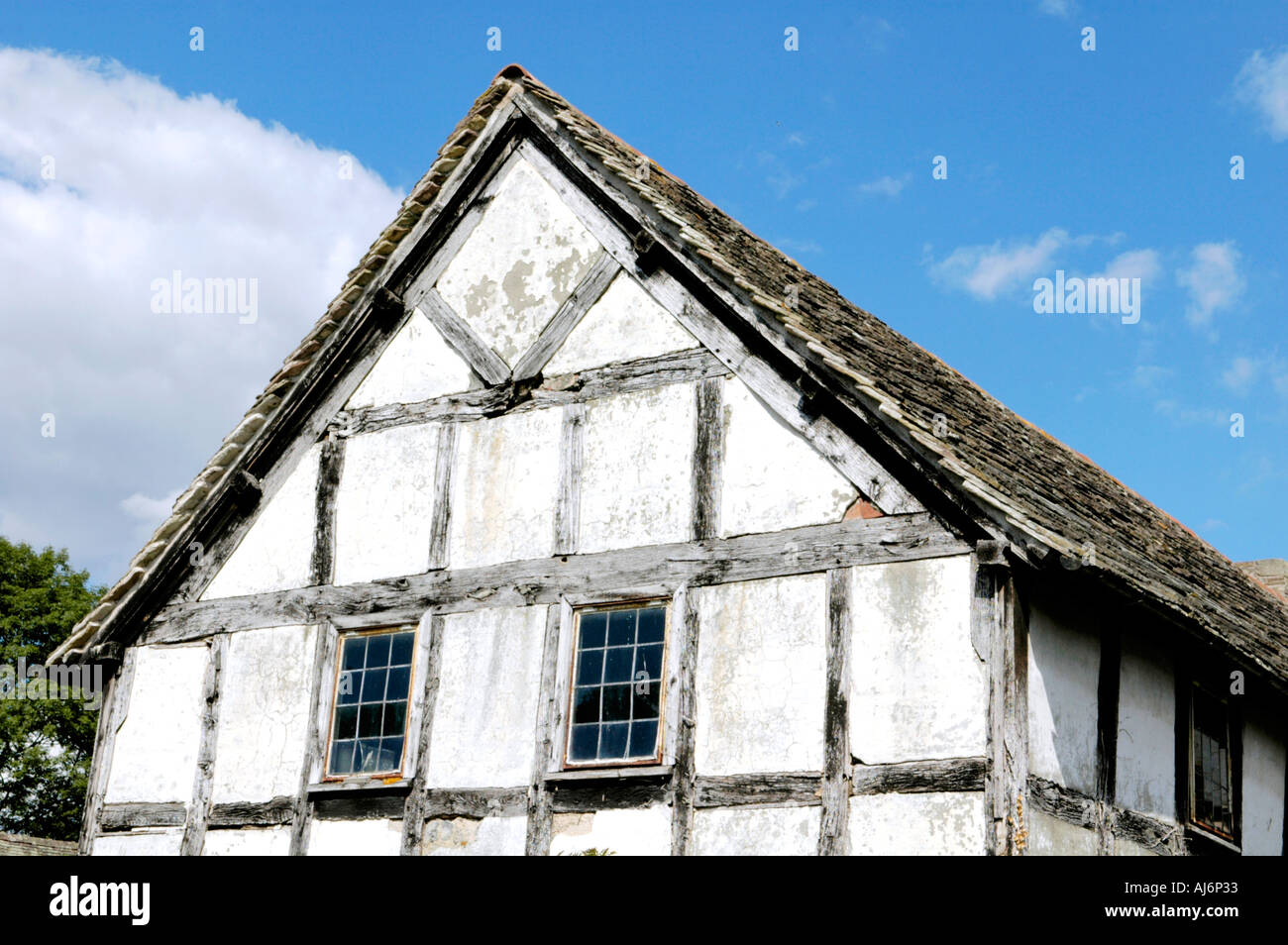 Timber framed cottage at Eardisland Herefordshire England UK GB Stock ...
