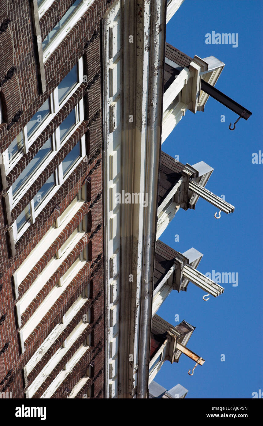 Amsterdam houses hooks hi-res stock photography and images - Alamy