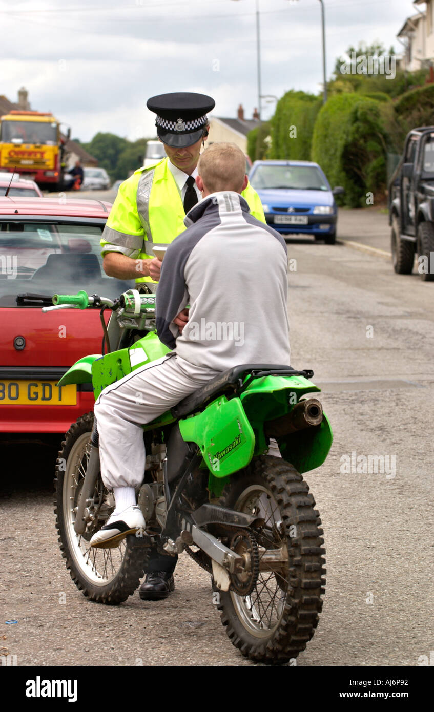 Male chav hi-res stock photography and images - Alamy