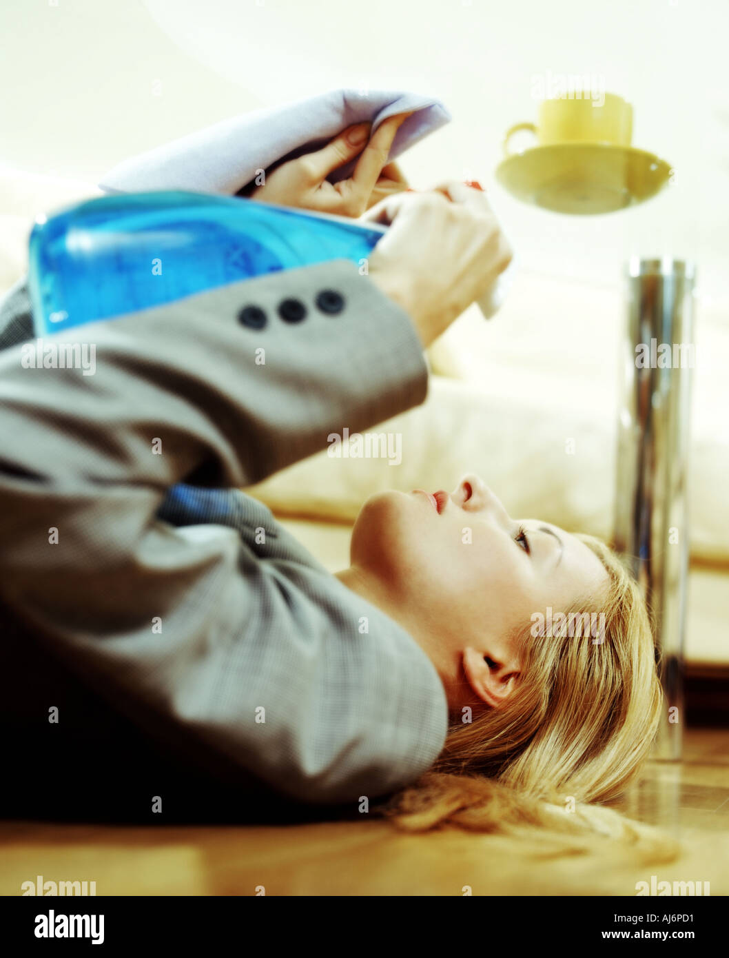 vertical woman 20 25 25 30 maid housewife tidy pretty blonde hair home ...