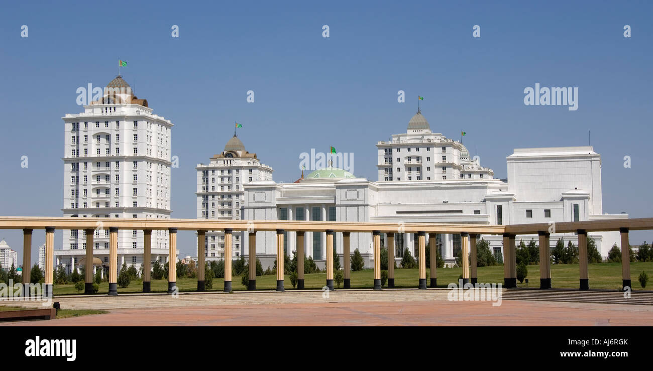 Turkmenistan buildings hi-res stock photography and images - Alamy