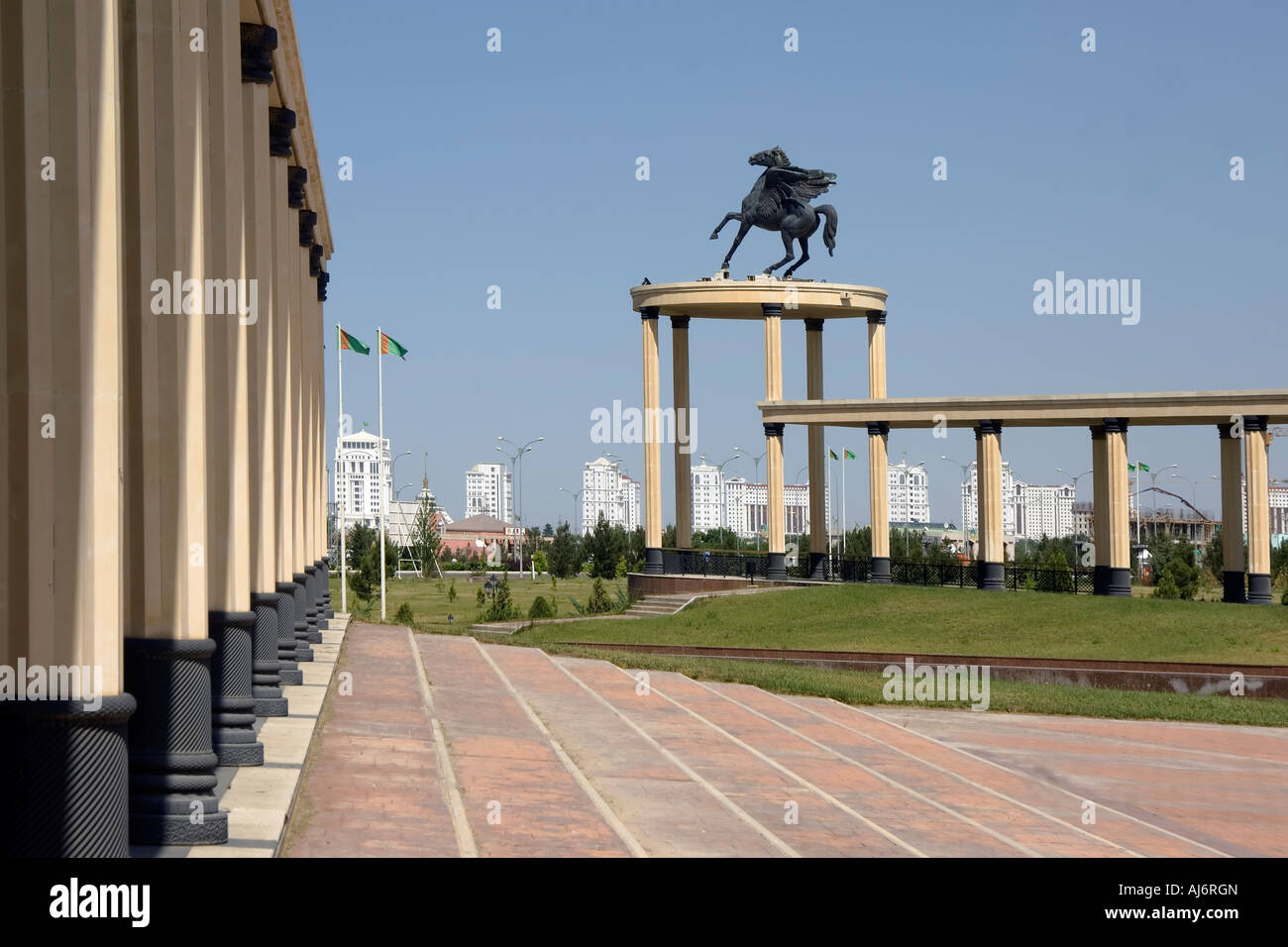 Turkmenistan buildings hi-res stock photography and images - Alamy